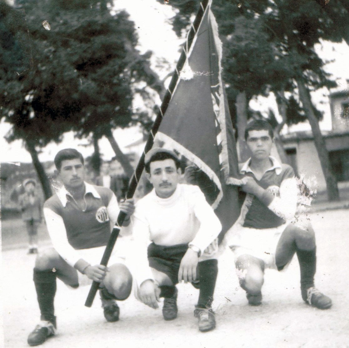 25η ΜΑΡΤΙΟΥ 1953 – ΟΤΑΝ ΠΑΡΗΛΑΣΕ ΚΑΙ Η ΟΜΑΔΑ ΤΟΥ ΠΑΝΑΜΒΡΑΚΙΚΟΥ - Δόξες ...