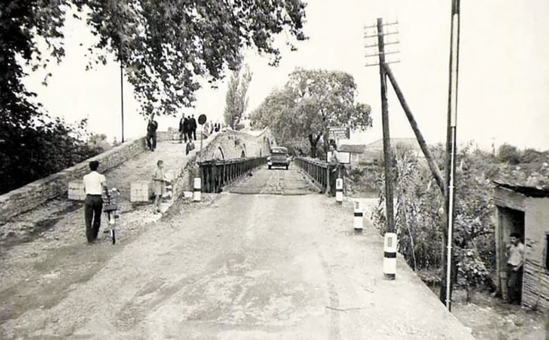 Oι δυο γέφυρες στον Άραχθο... - Δόξες Αγήραντες του ΔεσποτάτουΔόξες ...