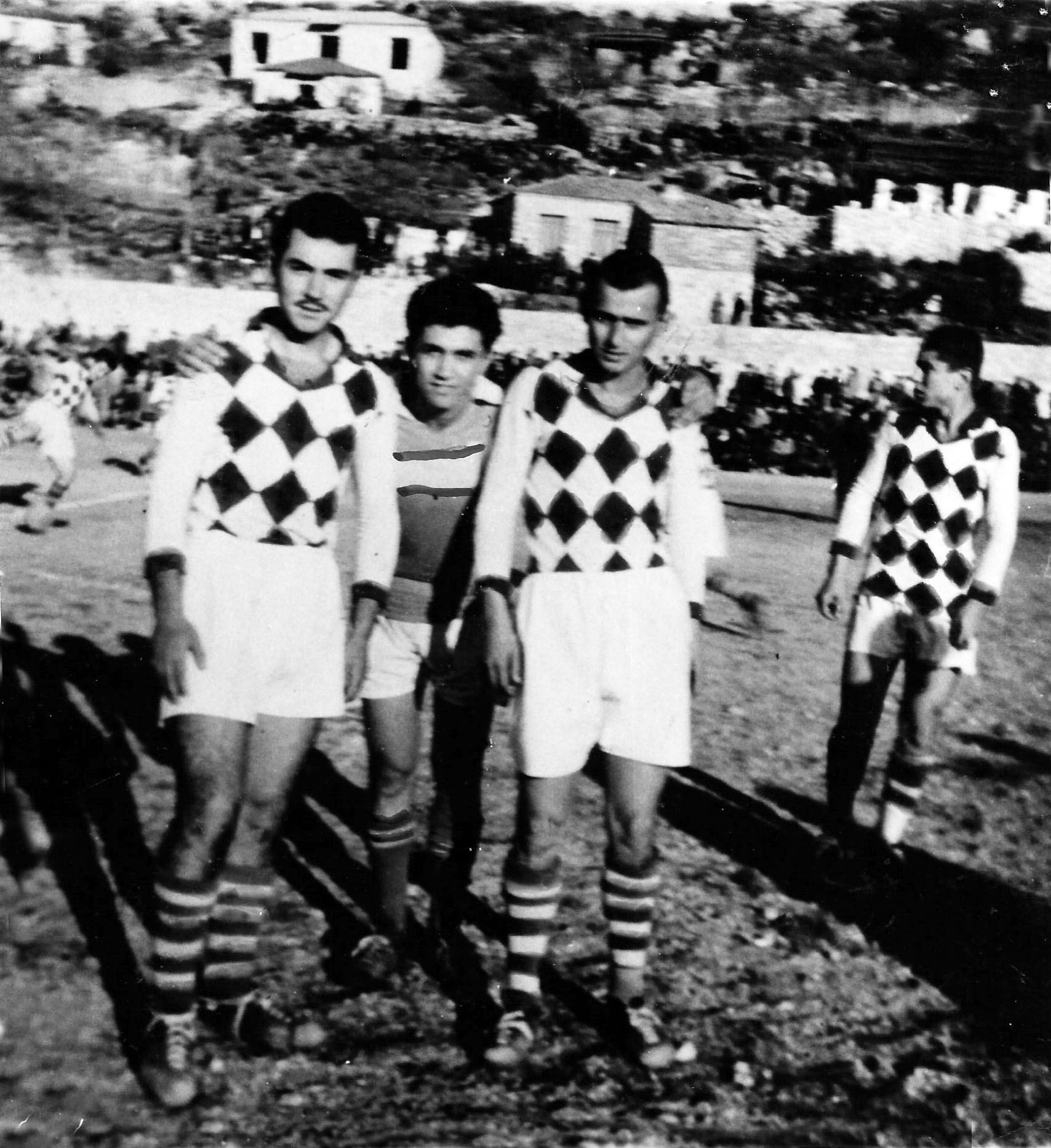 Τρεις ΑΕΤΟΙ – 1955 - Δόξες Αγήραντες του ΔεσποτάτουΔόξες Αγήραντες του ...