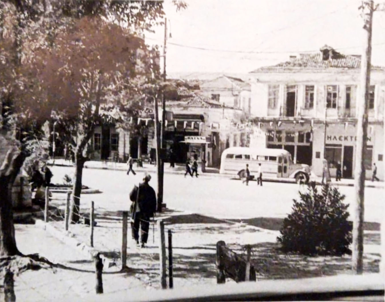 Πλατεία στην Άρτα;;; - Δόξες Αγήραντες του ΔεσποτάτουΔόξες Αγήραντες ...