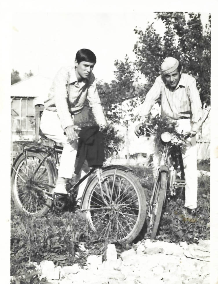 Πρωτομαγιά του 1967 - Δόξες Αγήραντες του ΔεσποτάτουΔόξες Αγήραντες του ...