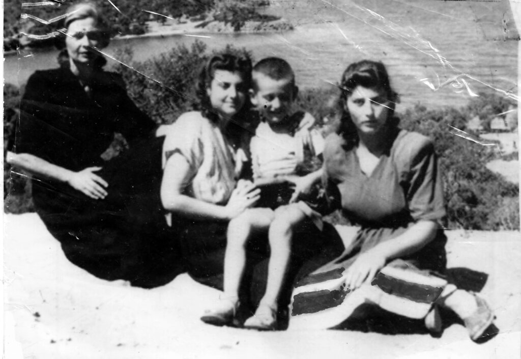 Αρτηνιές στην εξορία....... - Δόξες Αγήραντες του ΔεσποτάτουΔόξες ...