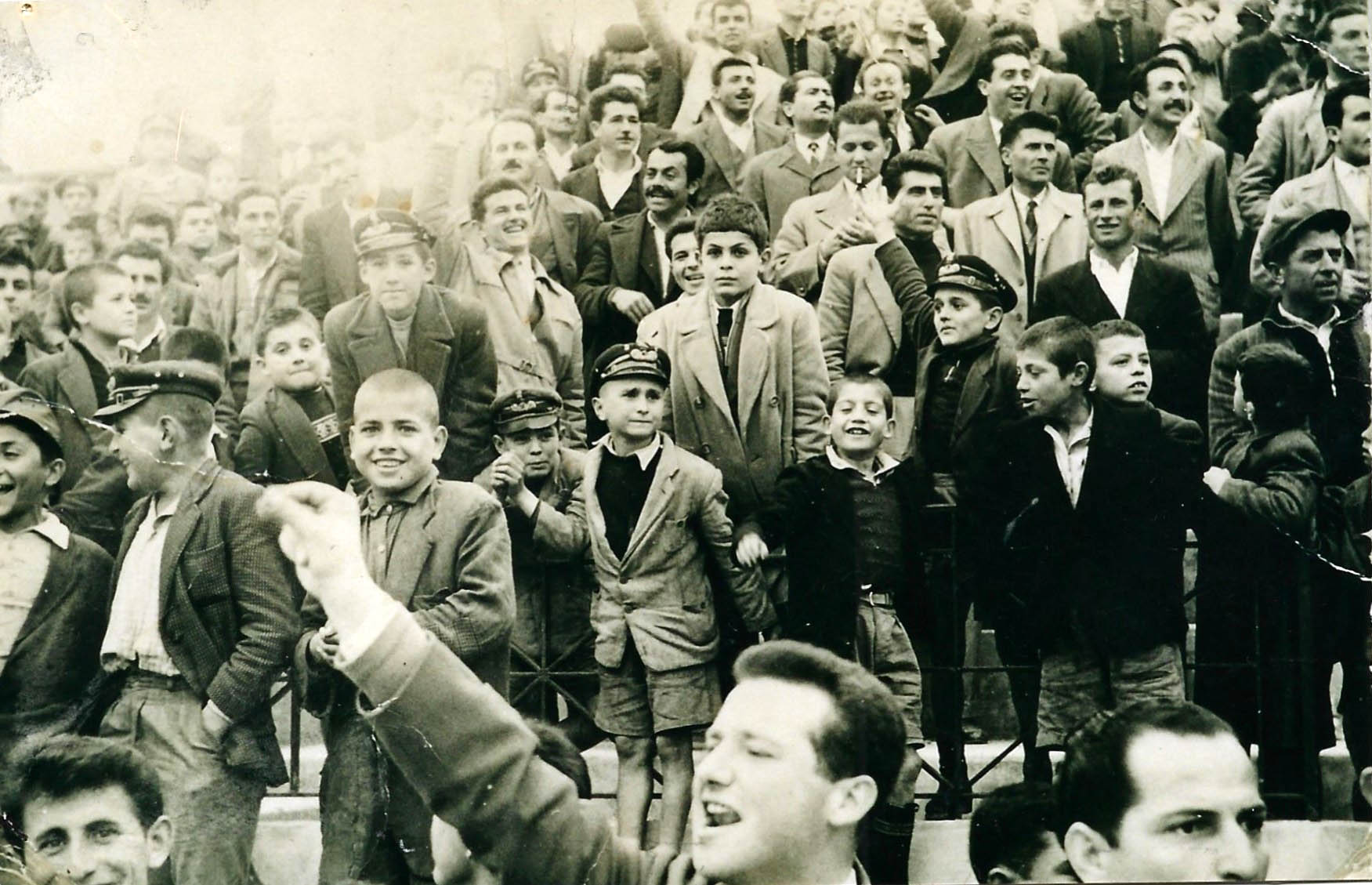 ΑΝΑΓΕΝΝΗΣΗ - 1961 - Δόξες Αγήραντες του ΔεσποτάτουΔόξες Αγήραντες του ...