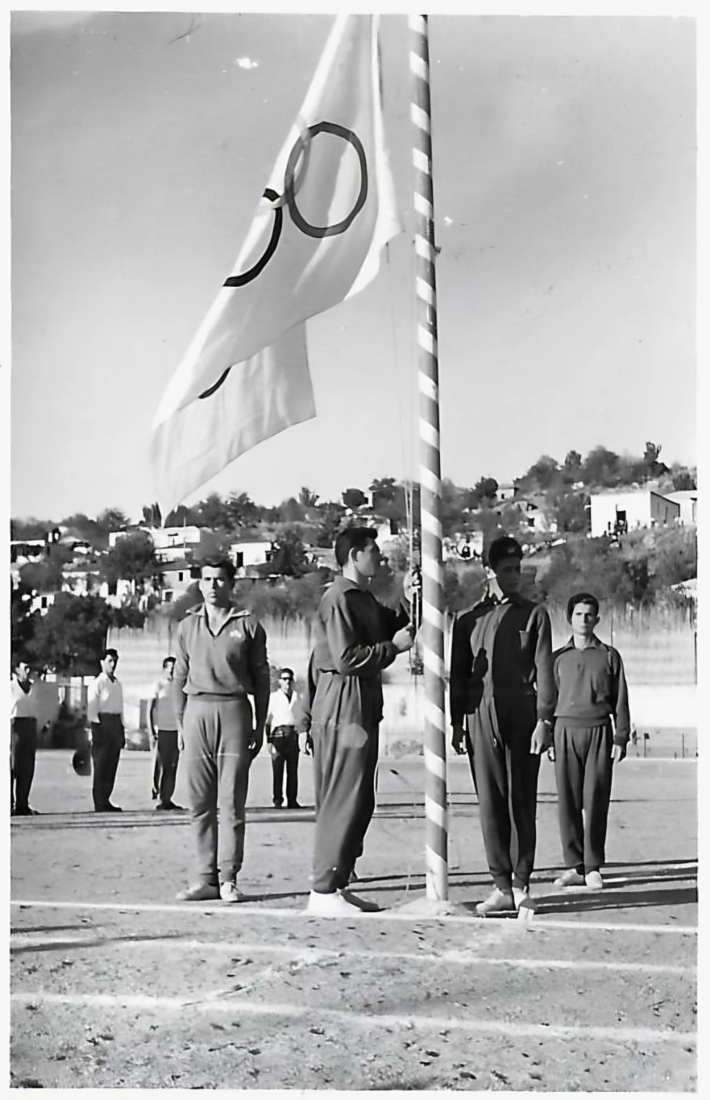 Αγώνες στίβου, 1956 - Δόξες Αγήραντες του ΔεσποτάτουΔόξες Αγήραντες του ...
